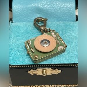 Juicy Couture | Jewelry | Nwt Rare Juicy Record Player Vinyl 205 ...